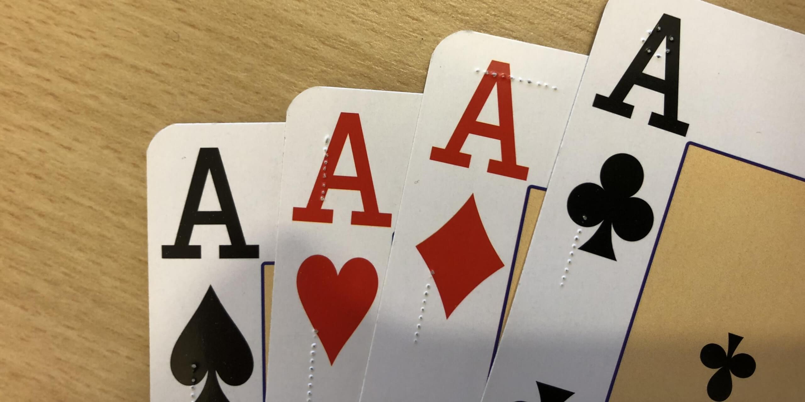 Blinde spiller bridge - Dansk Blindesamfund